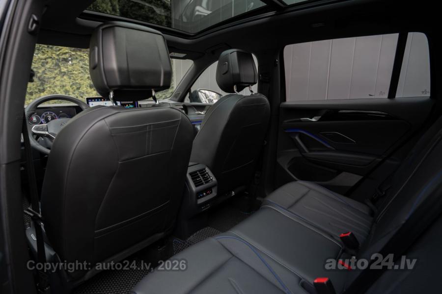 Melns Volkswagen Tiguan 2024 Tallina, ar dzinēja tilpumu 2.00 L un nobraukumu 19 tūkst. km par 49900 €, foto 12 vietnē AUTOMOTO.COM.LV
