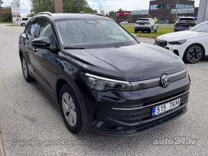 Melns Volkswagen Tiguan 2024 Viljandi, ar dzinēja tilpumu 2.00 L un nobraukumu 33 tūkst. km par 31990 €, foto 3 vietnē AUTOMOTO.COM.LV