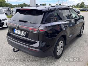 Melns Volkswagen Tiguan 2024 Viljandi, ar dzinēja tilpumu 2.00 L un nobraukumu 33 tūkst. km par 31990 €, foto 4 vietnē AUTOMOTO.COM.LV