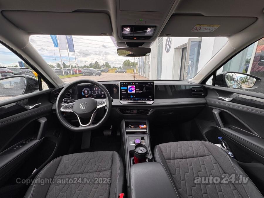 Melns Volkswagen Tiguan 2024 Viljandi, ar dzinēja tilpumu 2.00 L un nobraukumu 33 tūkst. km par 31990 €, foto 6 vietnē AUTOMOTO.COM.LV