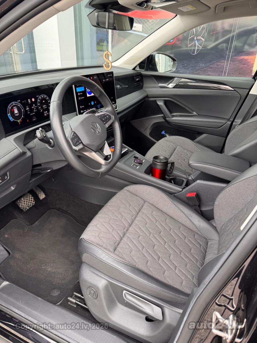 Melns Volkswagen Tiguan 2024 Viljandi, ar dzinēja tilpumu 2.00 L un nobraukumu 33 tūkst. km par 31990 €, foto 8 vietnē AUTOMOTO.COM.LV
