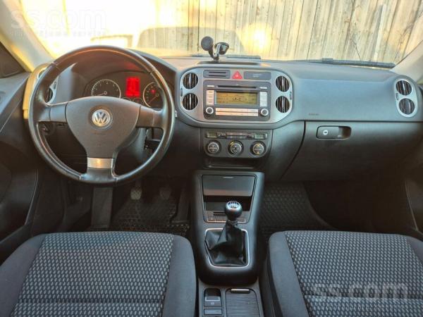 Zils Volkswagen Tiguan 2008 Preiļi, ar dzinēja tilpumu 1.40 L un nobraukumu 188 tūkst. km par 4100 €, foto 8 vietnē AUTOMOTO.COM.LV