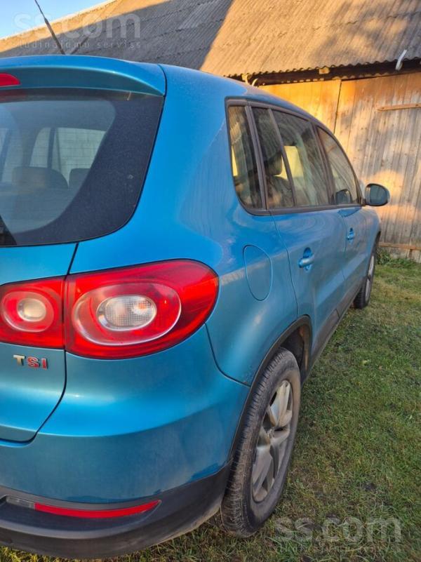 Blue Volkswagen Tiguan 2008 in Preili, with an engine capacity of 1.40 L and mileage of 188 thousand km for 3900 €, photo 4 on AUTOMOTO.COM.LV