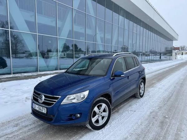 Blue Volkswagen Tiguan 2008 in Rezekne, with an engine capacity of 2.00 L and mileage of 287 thousand km for 6300 €, photo 1 on AUTOMOTO.COM.LV