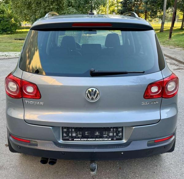Zils Volkswagen Tiguan 2008 Kauņa, ar dzinēja tilpumu 1.97 L un nobraukumu 293 tūkst. km par 5499 €, foto 5 vietnē AUTOMOTO.COM.LV