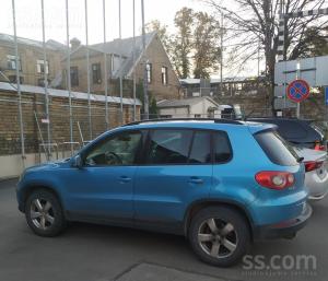 Blue Volkswagen Tiguan 2008 in Riga, with an engine capacity of 2.00 L and mileage of 189 thousand km for 2600 €, photo  on AUTOMOTO.COM.LV