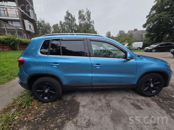 Blue Volkswagen Tiguan 2008 in Riga, with an engine capacity of 2.00 L and mileage of 256 thousand km for 5500 €, photo 5 on AUTOMOTO.COM.LV