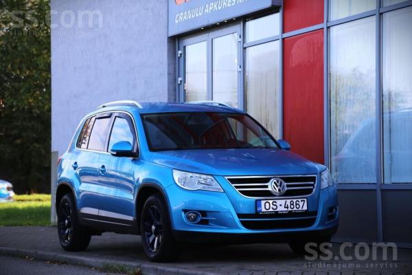 Blue Volkswagen Tiguan 2008 in Riga, with an engine capacity of 2.00 L and mileage of 256 thousand km for 4995 €, photo 5 on AUTOMOTO.COM.LV