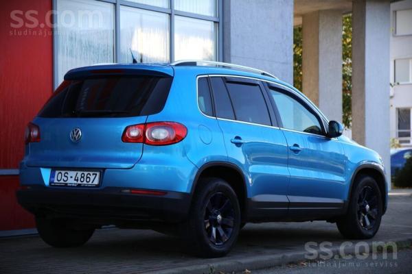 Blue Volkswagen Tiguan 2008 in Riga, with an engine capacity of 2.00 L and mileage of 256 thousand km for 4995 €, photo 7 on AUTOMOTO.COM.LV