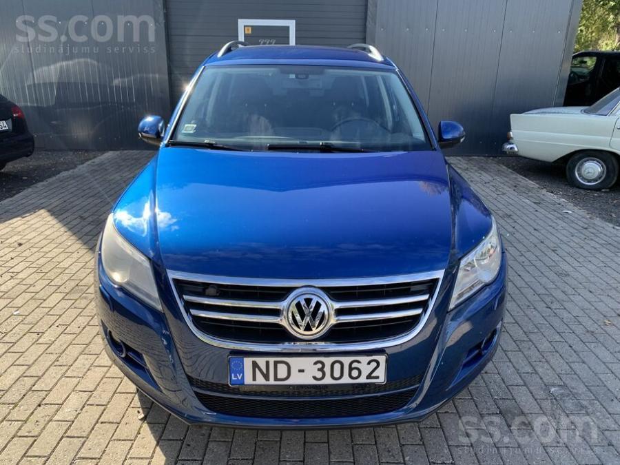 Blue Volkswagen Tiguan 2009 in Riga, with an engine capacity of 2.00 L and mileage of 311 thousand km for 4700 €, photo 2 on AUTOMOTO.COM.LV