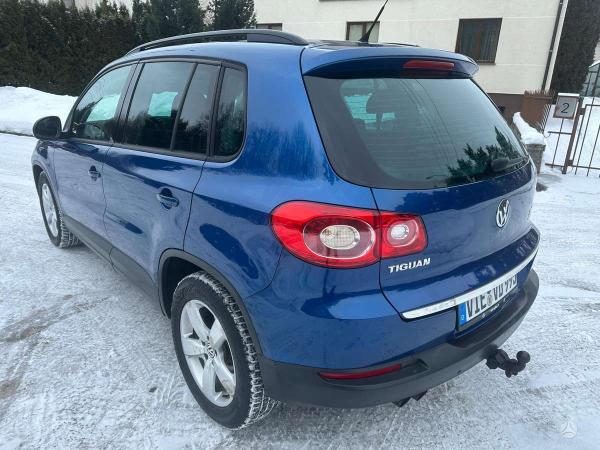 Blue Volkswagen Tiguan 2009 in Vilnius, with an engine capacity of 1.97 L and mileage of 270 thousand km for 6500 €, photo 11 on AUTOMOTO.COM.LV