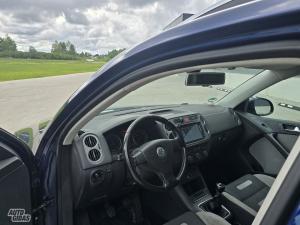 Zils Volkswagen Tiguan 2009 Šauļi, ar dzinēja tilpumu 1.40 L un nobraukumu 230 tūkst. km par 3750 €, foto 16 vietnē AUTOMOTO.COM.LV