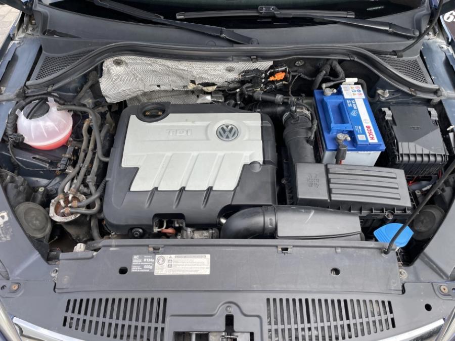Blue Volkswagen Tiguan 2009 in Riga, with an engine capacity of 2.00 L and mileage of 368 thousand km for 4990 €, photo 19 on AUTOMOTO.COM.LV
