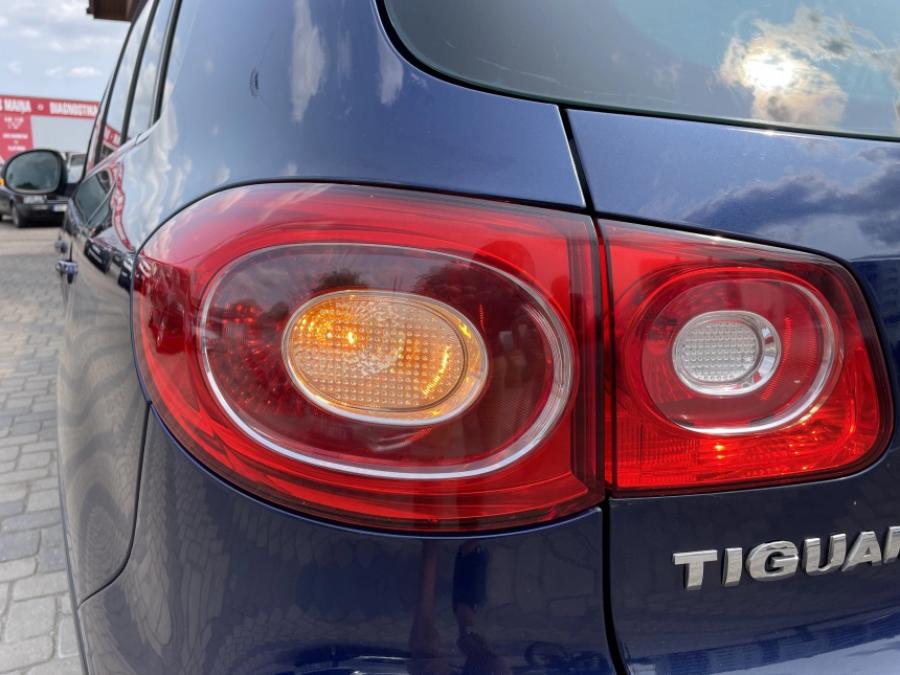 Blue Volkswagen Tiguan 2009 in Riga, with an engine capacity of 2.00 L and mileage of 368 thousand km for 4990 €, photo 32 on AUTOMOTO.COM.LV