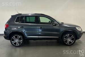 Blue Volkswagen Tiguan 2010 in Riga, with an engine capacity of 2.00 L and mileage of 205 thousand km for 7990 €, photo 5 on AUTOMOTO.COM.LV