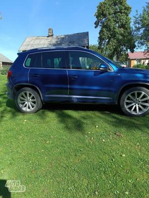 Blue Volkswagen Tiguan 2010 in Kaunas, with an engine capacity of 2.00 L and mileage of 298 thousand km for 7000 €, photo 2 on AUTOMOTO.COM.LV