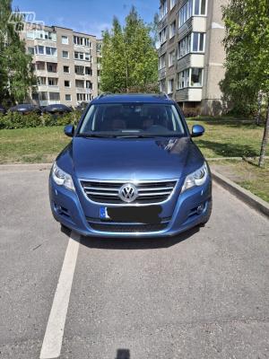 Zils Volkswagen Tiguan 2010 Viļņa, ar dzinēja tilpumu 2.00 L un nobraukumu 194 tūkst. km par 5500 €, foto  vietnē AUTOMOTO.COM.LV