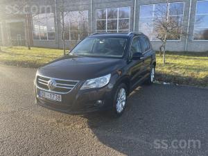 Blue Volkswagen Tiguan 2010 in Cesis, with an engine capacity of 2.00 L and mileage of 215 thousand km for 7600 €, photo  on AUTOMOTO.COM.LV