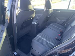 Zils Volkswagen Tiguan 2010 Cēsis, ar dzinēja tilpumu 2.00 L un nobraukumu 215 tūkst. km par 7600 €, foto 9 vietnē AUTOMOTO.COM.LV