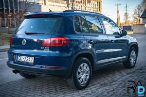 Zils Volkswagen Tiguan 2011 Rīga, ar dzinēja tilpumu 2.00 L un nobraukumu 249 tūkst. km par 3990 €, foto 3 vietnē AUTOMOTO.COM.LV