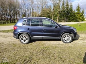 Zils Volkswagen Tiguan 2011 Ariogala, ar dzinēja tilpumu 2.00 L un nobraukumu 183 tūkst. km par 9400 €, foto 4 vietnē AUTOMOTO.COM.LV