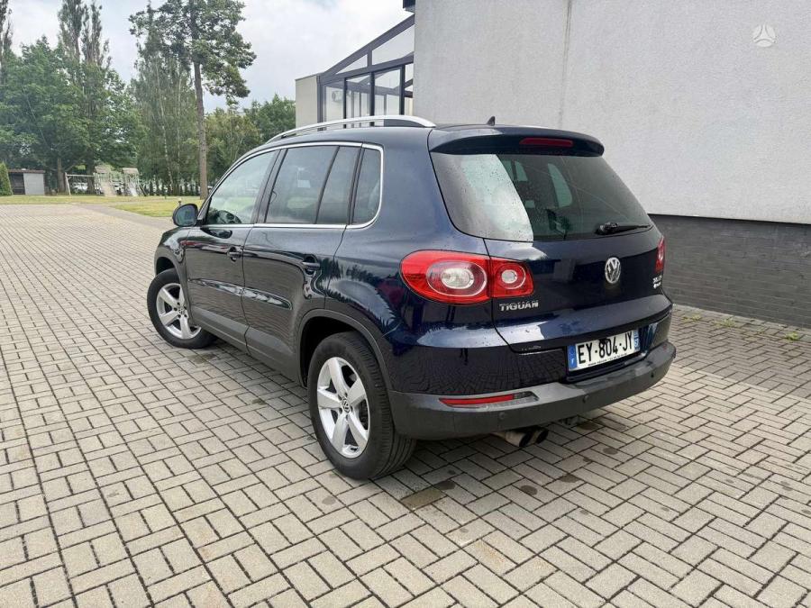 Zils Volkswagen Tiguan 2011 Tauragė, ar dzinēja tilpumu 1.98 L un nobraukumu 174 tūkst. km par 5900 €, foto 5 vietnē AUTOMOTO.COM.LV
