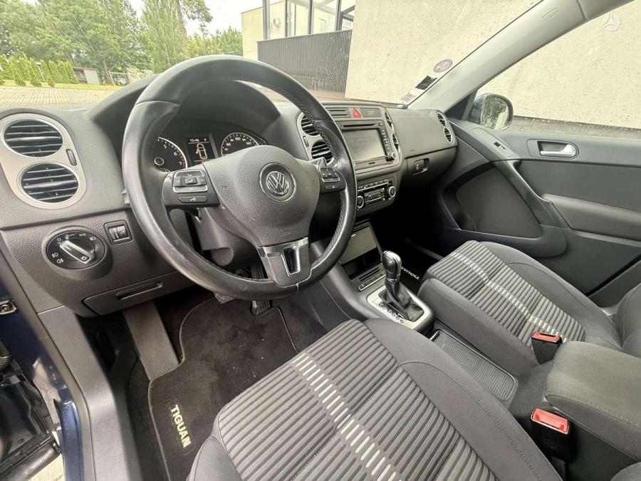 Zils Volkswagen Tiguan 2011 Tauragė, ar dzinēja tilpumu 1.98 L un nobraukumu 174 tūkst. km par 5900 €, foto 11 vietnē AUTOMOTO.COM.LV