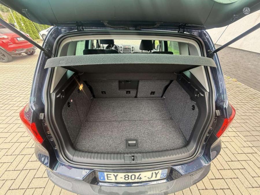 Zils Volkswagen Tiguan 2011 Tauragė, ar dzinēja tilpumu 1.98 L un nobraukumu 174 tūkst. km par 5900 €, foto 23 vietnē AUTOMOTO.COM.LV