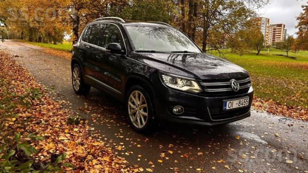 Blue Volkswagen Tiguan 2011 in Aizkraukle, with an engine capacity of 2.00 L and mileage of 313 thousand km for 6650 €, photo 5 on AUTOMOTO.COM.LV