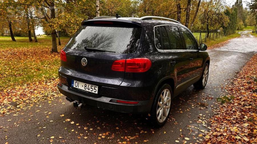 Blue Volkswagen Tiguan 2011 in Aizkraukle, with an engine capacity of 2.00 L and mileage of 313 thousand km for 6650 €, photo 7 on AUTOMOTO.COM.LV