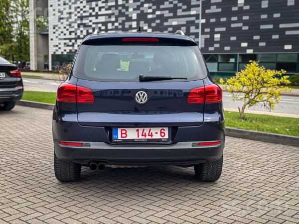 Blue Volkswagen Tiguan 2012 in Jelgava, with an engine capacity of 1.40 L and mileage of 0 thousand km for 6900 €, photo 5 on AUTOMOTO.COM.LV
