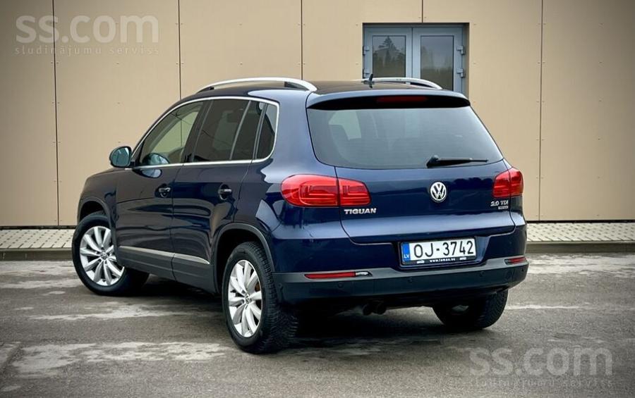 Blue Volkswagen Tiguan 2012 in Tukums, with an engine capacity of 2.00 L and mileage of 205 thousand km for 9500 €, photo 6 on AUTOMOTO.COM.LV