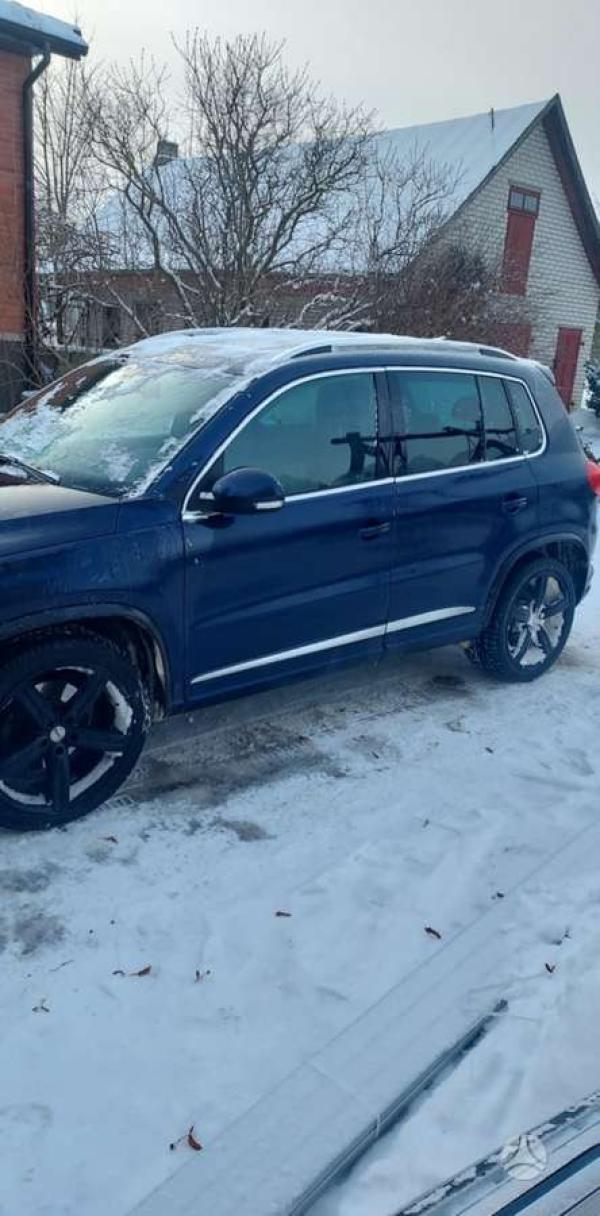 Blue Volkswagen Tiguan 2012 in Vilkaviskis, with an engine capacity of 1.97 L and mileage of 273 thousand km for 6800 €, photo 2 on AUTOMOTO.COM.LV