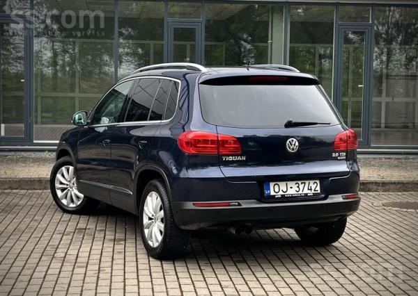 Blue Volkswagen Tiguan 2012 in Tukums, with an engine capacity of 2.00 L and mileage of 205 thousand km for 8900 €, photo 3 on AUTOMOTO.COM.LV