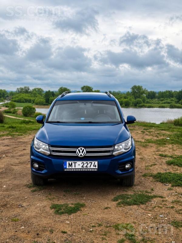 Zils Volkswagen Tiguan 2012 Daugavpils, ar dzinēja tilpumu 2.00 L un nobraukumu 253 tūkst. km par 8800 €, foto 1 vietnē AUTOMOTO.COM.LV