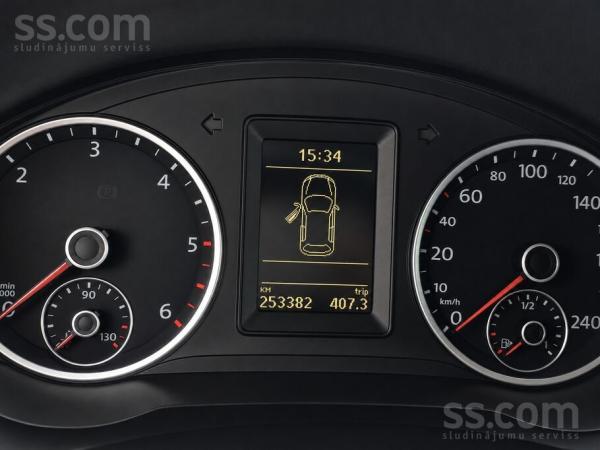 Zils Volkswagen Tiguan 2012 Daugavpils, ar dzinēja tilpumu 2.00 L un nobraukumu 253 tūkst. km par 8800 €, foto 8 vietnē AUTOMOTO.COM.LV