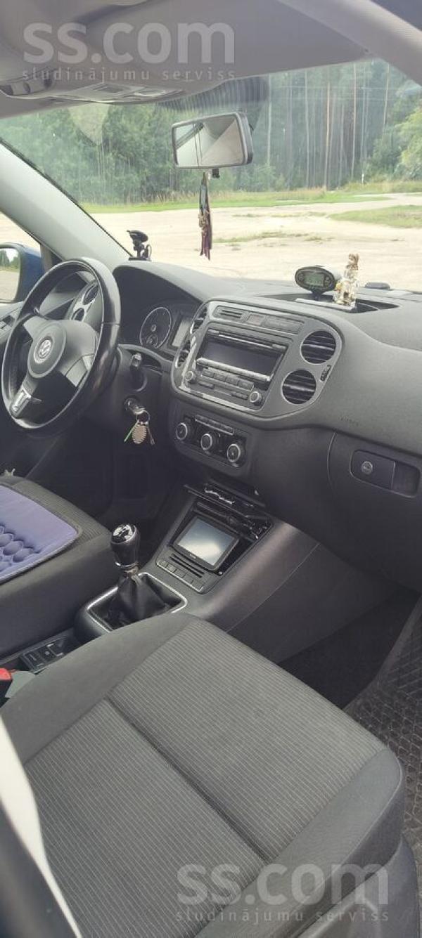 Zils Volkswagen Tiguan 2012 Saldus, ar dzinēja tilpumu 1.40 L un nobraukumu 251 tūkst. km par 5300 €, foto 9 vietnē AUTOMOTO.COM.LV