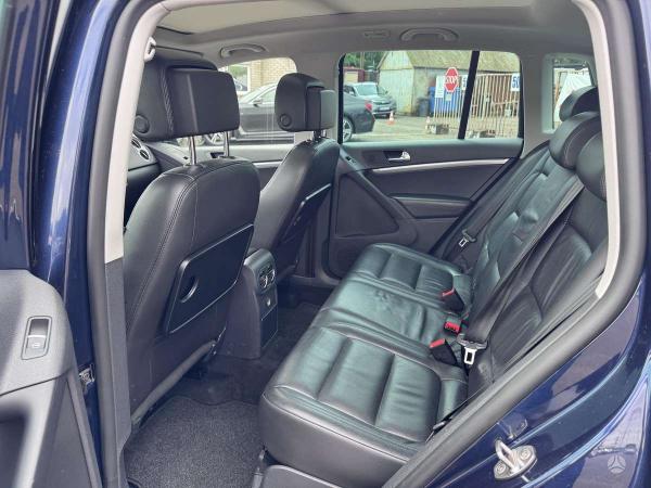Blue Volkswagen Tiguan 2012 in Alytus, with an engine capacity of 1.39 L and mileage of 218 thousand km for 7850 €, photo 11 on AUTOMOTO.COM.LV
