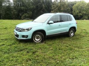 Zils Volkswagen Tiguan 2012 Valka, ar dzinēja tilpumu 2.00 L un nobraukumu 138 tūkst. km par 5900 €, foto 3 vietnē AUTOMOTO.COM.LV