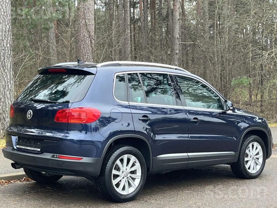 Zils Volkswagen Tiguan 2013 Valmiera, ar dzinēja tilpumu 2.00 L un nobraukumu 274 tūkst. km par 25900 €, foto 4 vietnē AUTOMOTO.COM.LV