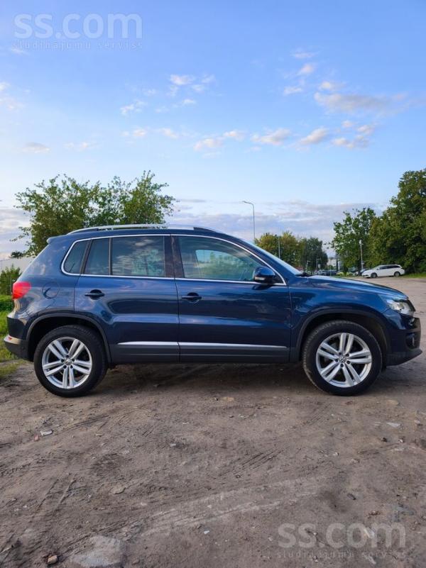 Blue Volkswagen Tiguan 2013 in Riga, with an engine capacity of 2.00 L and mileage of 155 thousand km for 12500 €, photo 6 on AUTOMOTO.COM.LV