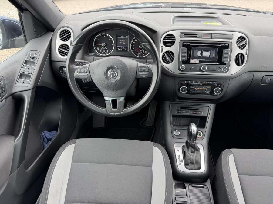 Blue Volkswagen Tiguan 2013 in Kaunas, with an engine capacity of 1.97 L and mileage of 240 thousand km for 9900 €, photo 14 on AUTOMOTO.COM.LV