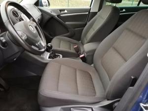 Zils Volkswagen Tiguan 2013 Saldus, ar dzinēja tilpumu 2.00 L un nobraukumu 216 tūkst. km par 10900 €, foto 8 vietnē AUTOMOTO.COM.LV