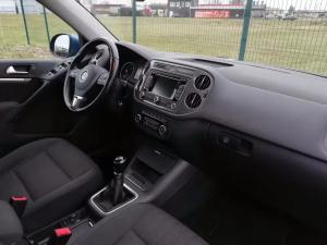 Zils Volkswagen Tiguan 2013 Saldus, ar dzinēja tilpumu 2.00 L un nobraukumu 216 tūkst. km par 10900 €, foto 9 vietnē AUTOMOTO.COM.LV