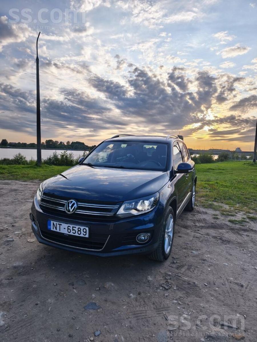 Blue Volkswagen Tiguan 2013 in Riga, with an engine capacity of 2.00 L and mileage of 155 thousand km for 10200 €, photo 1 on AUTOMOTO.COM.LV