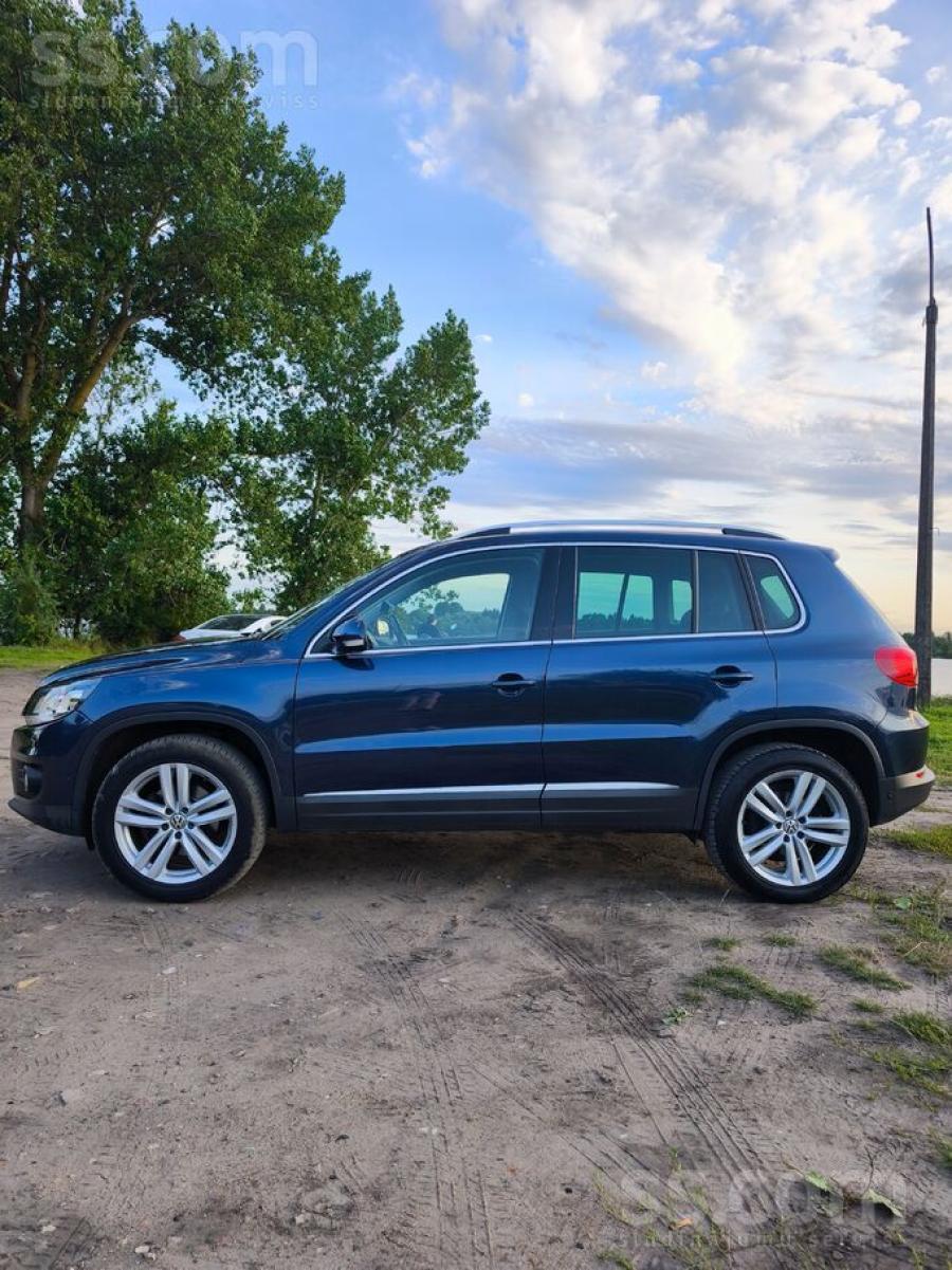 Blue Volkswagen Tiguan 2013 in Riga, with an engine capacity of 2.00 L and mileage of 155 thousand km for 10200 €, photo 6 on AUTOMOTO.COM.LV