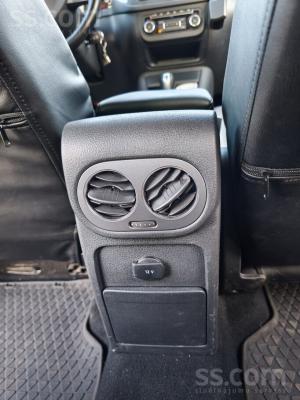 Blue Volkswagen Tiguan 2013 in Riga, with an engine capacity of 2.00 L and mileage of 155 thousand km for 10200 €, photo 11 on AUTOMOTO.COM.LV