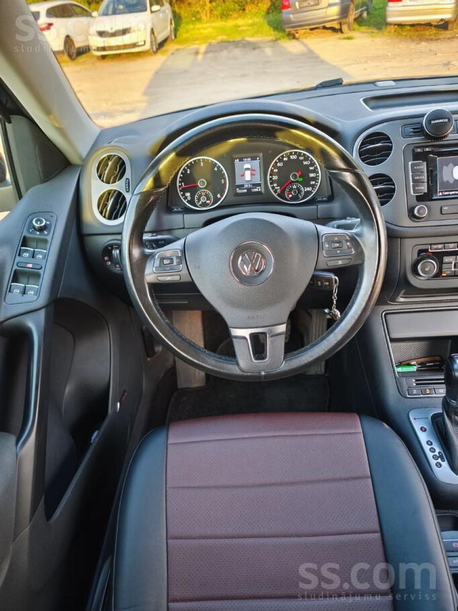 Blue Volkswagen Tiguan 2013 in Riga, with an engine capacity of 2.00 L and mileage of 155 thousand km for 10200 €, photo 13 on AUTOMOTO.COM.LV