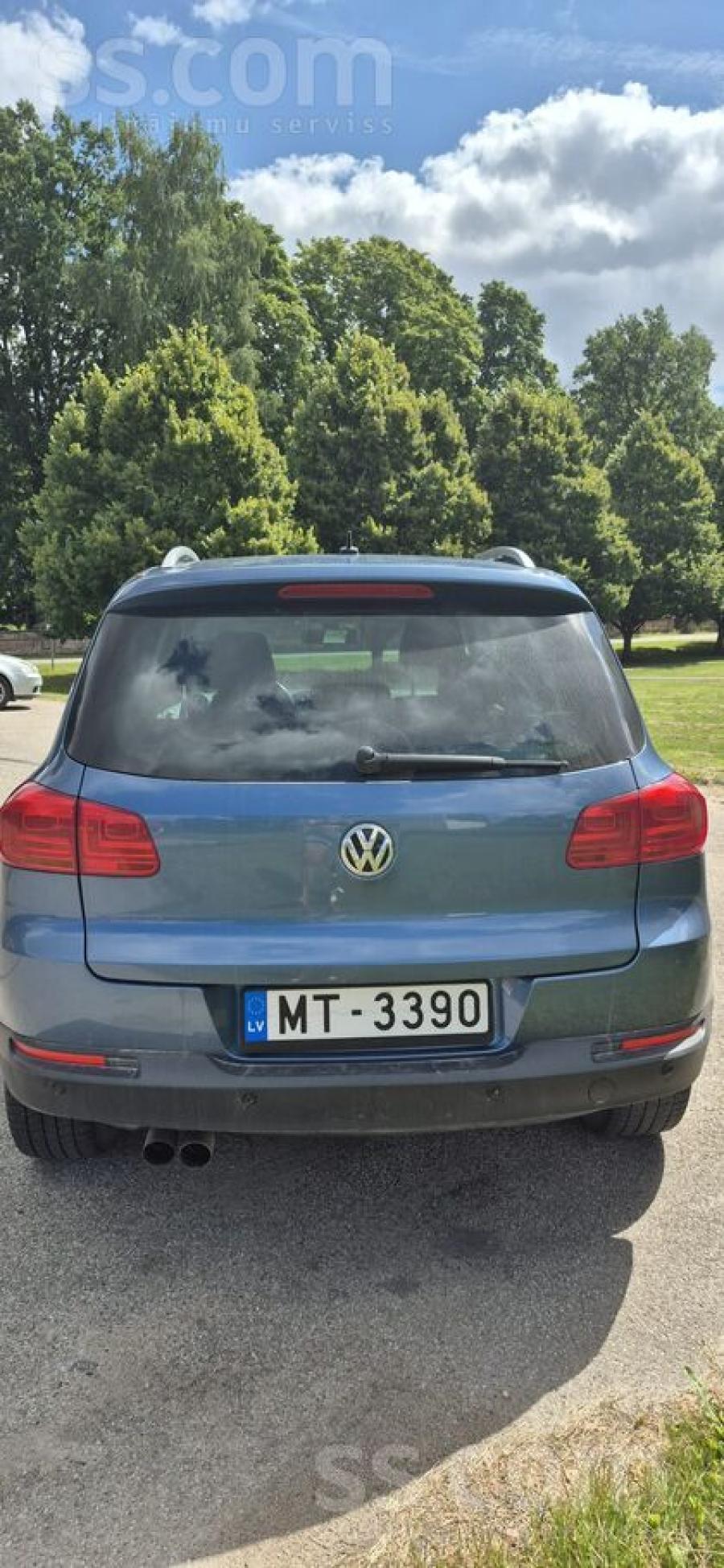 Blue Volkswagen Tiguan 2013 in Tukums, with an engine capacity of 2.00 L and mileage of 258 thousand km for 8350 €, photo 5 on AUTOMOTO.COM.LV