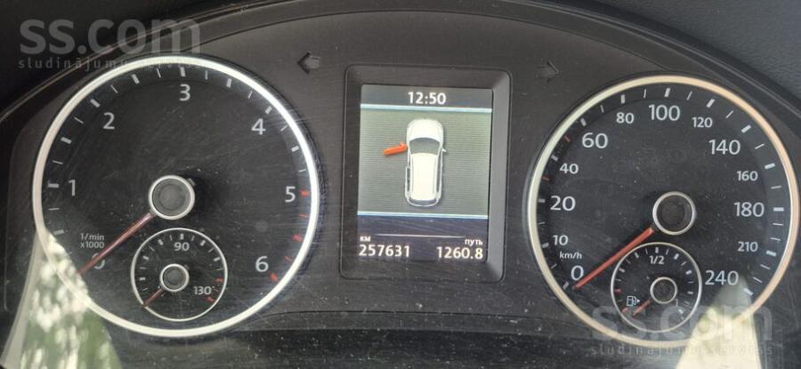 Blue Volkswagen Tiguan 2013 in Tukums, with an engine capacity of 2.00 L and mileage of 258 thousand km for 8350 €, photo 10 on AUTOMOTO.COM.LV